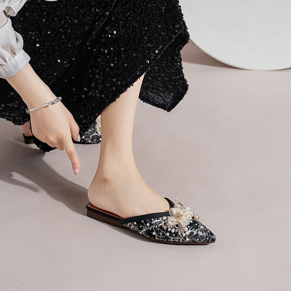 Pointed Summer Friendly Flats